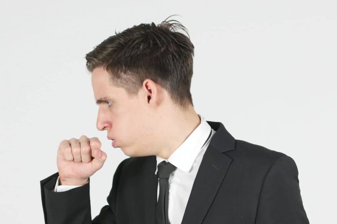 Tosse psicogena: quando tossire è un sintomo dell’ansia